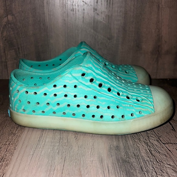 Shoes | Native Sea Foam Green Shoes With Gray Stripes Size C1 | Poshmark